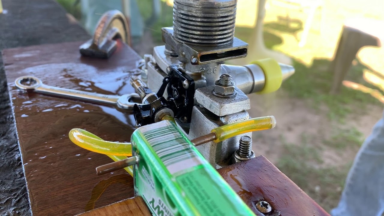 E.D. "Super Racer" 2.46 c.c. (Mk. 6) model diesel engine - YouTube