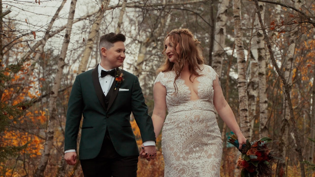 Chelsea & Jess // Red Clover Inn - YouTube