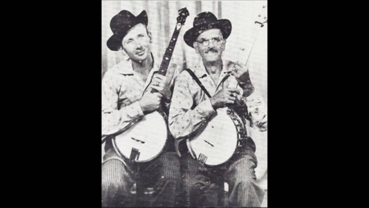 Larry Richardson and Happy Smith Banjo Pickin' - YouTube