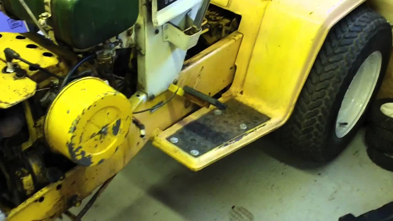 Starting up all the tractors - YouTube