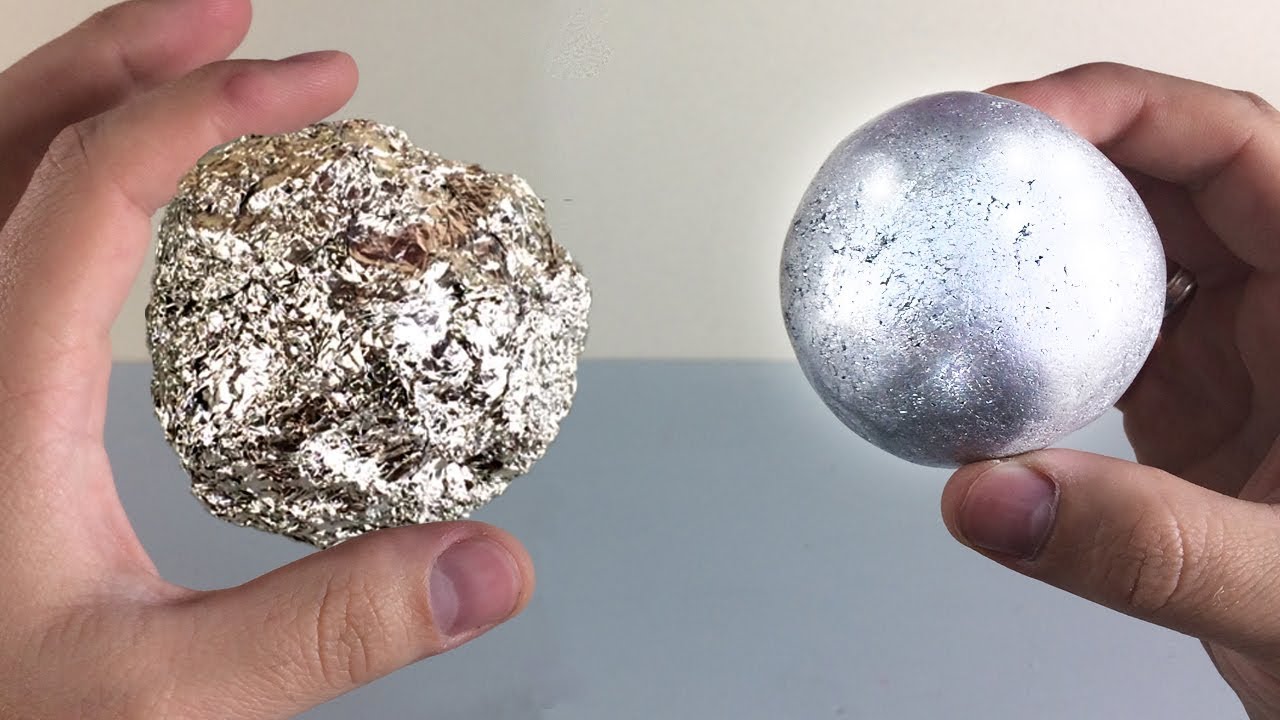 Como fazer bola de metal com papel aluminio - YouTube