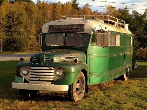 EMERALD GYPSY BUS - Vintage 60's Woodstock Hippie Bus Camper Skoolie ...