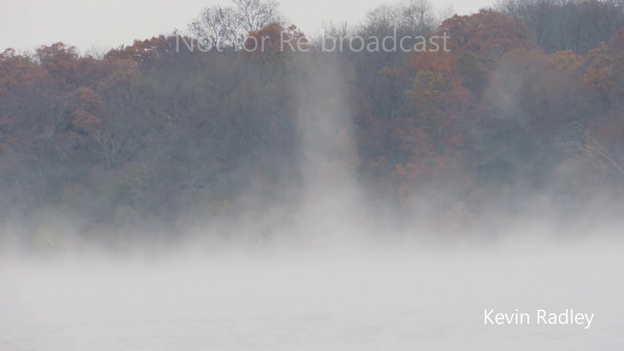 11 16 17 Big violent long tracked steam devil Clinton lake IL - YouTube