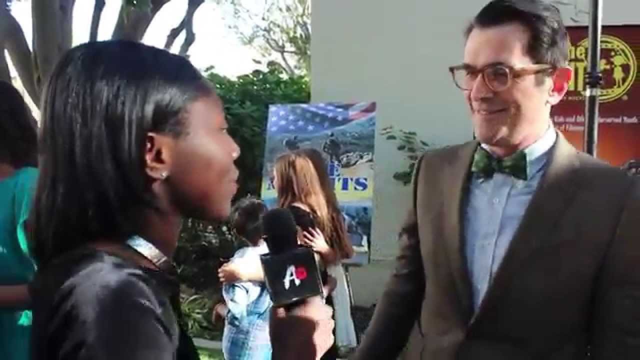 Modern Family Cast Interview - Kids In The Spotlight 2015 - YouTube