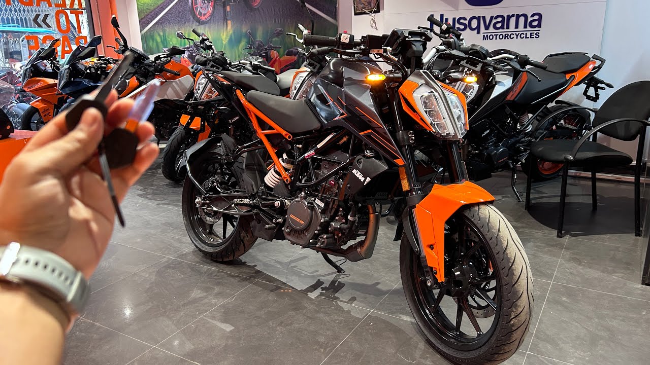All New 2025 KTM Duke 200 With Digital Meater & 5 New Changes 🔥 || Duke ...