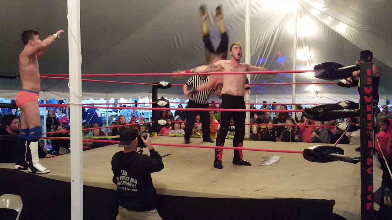 Rob Sweet & Daniel Garcia vs The Hurricane & Randy Philbrick - YouTube