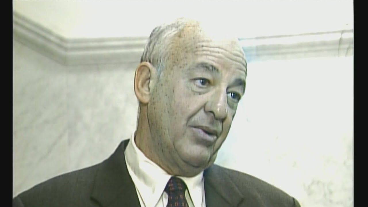 Dr. Cyril Wecht dies at age 93 - YouTube