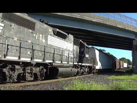 NS GP38-2's 5279 & 5283 on WPCA-50 at Gibbstown, NJ on 9/5/20 - YouTube