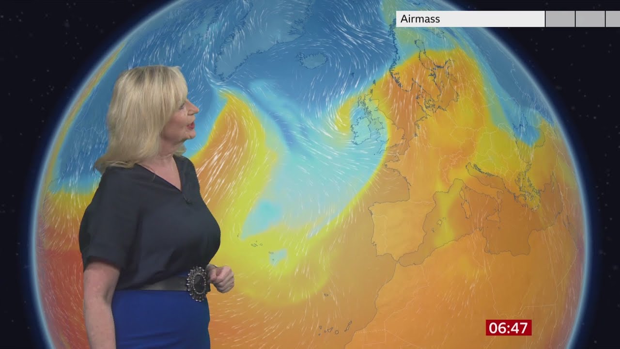 Carol Kirkwood - BBC Breakfast Weather 17/11/2020 - HD - YouTube