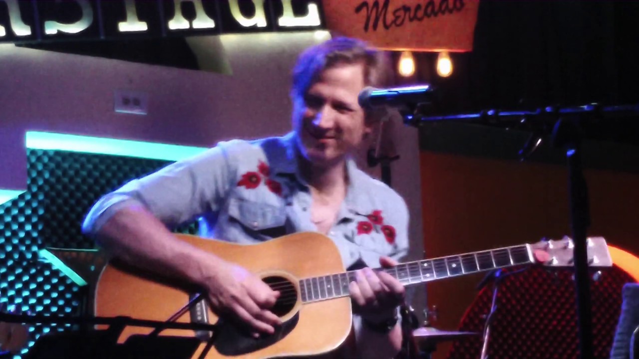 Darin Murphy - give each other love - Gospel brunch El Mercado 2-9-20 ...