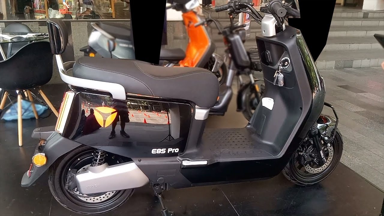 2023 Yadea E8S Pro (tour) - YouTube