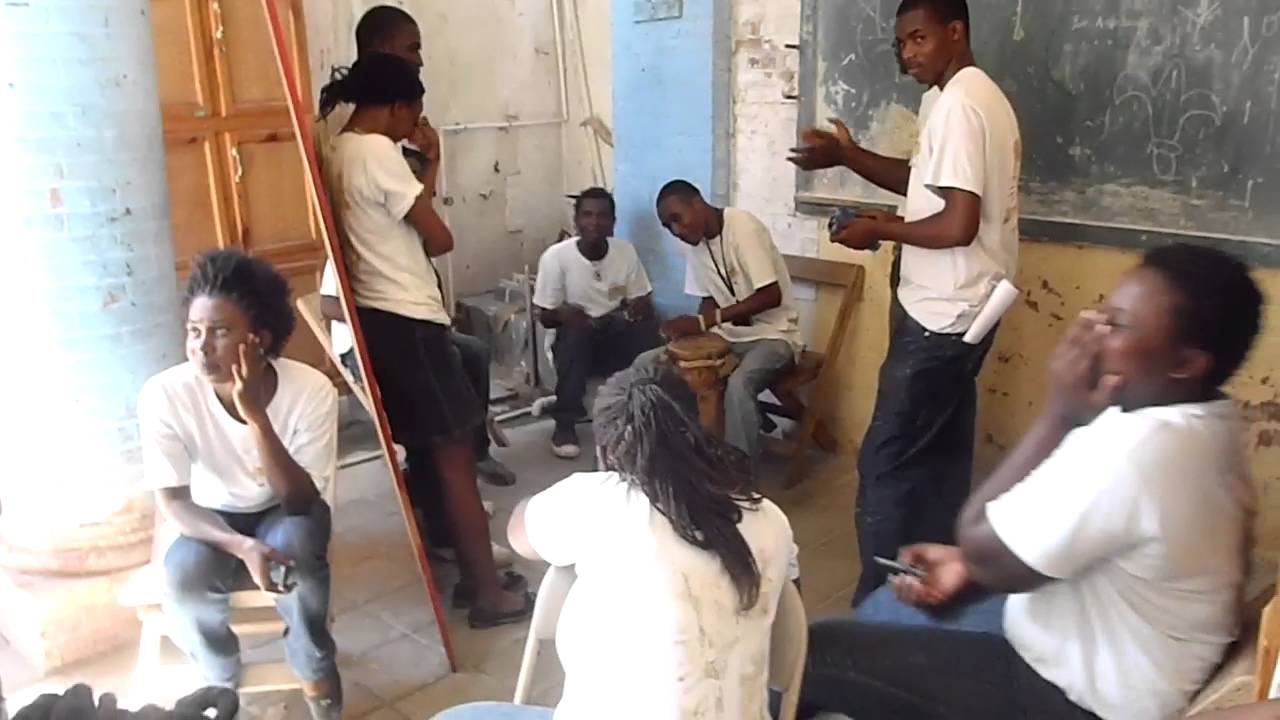 EAJ ecole atelier de jacmel - YouTube