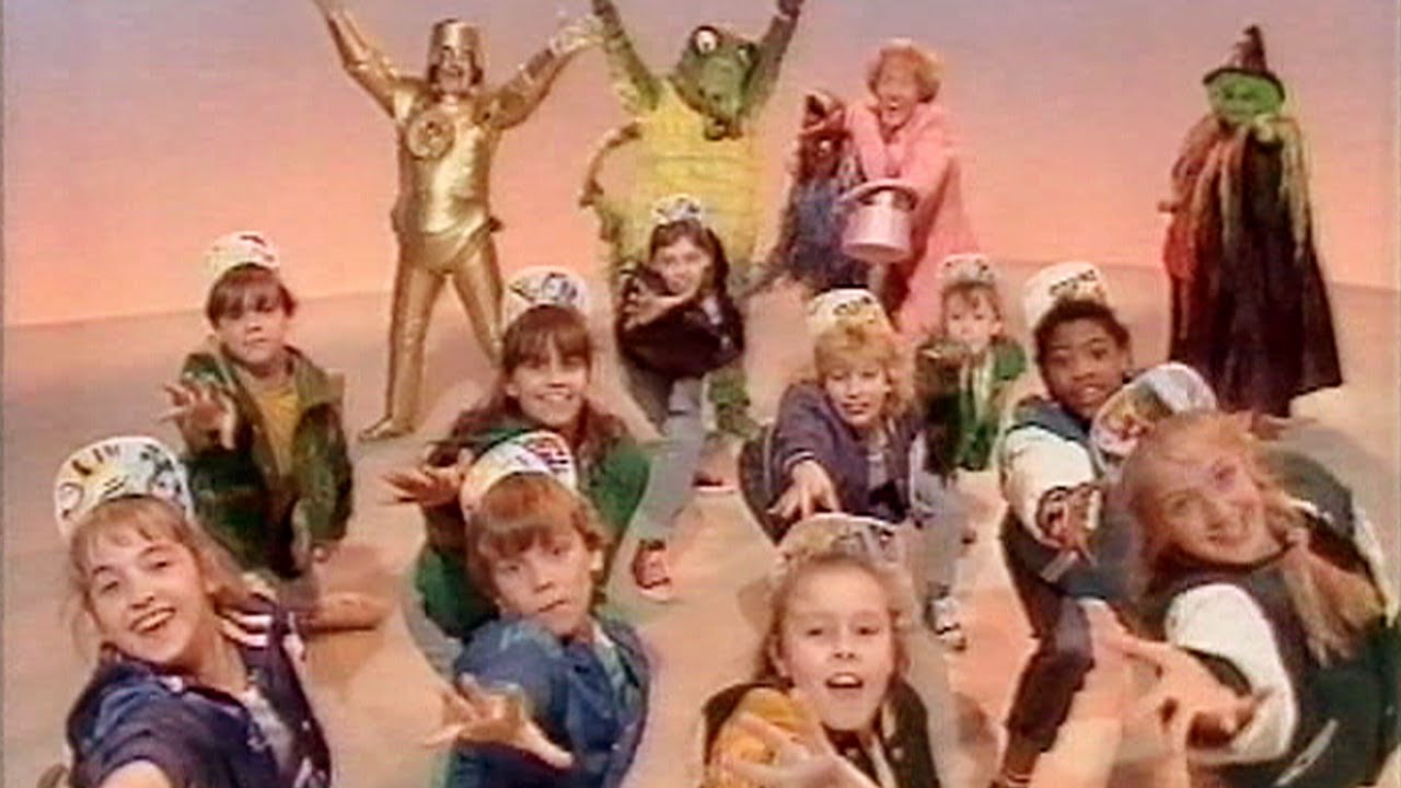 Rod Hull, Grotbags, and Emu's Pink Windmill Kids: Rich Is - YouTube