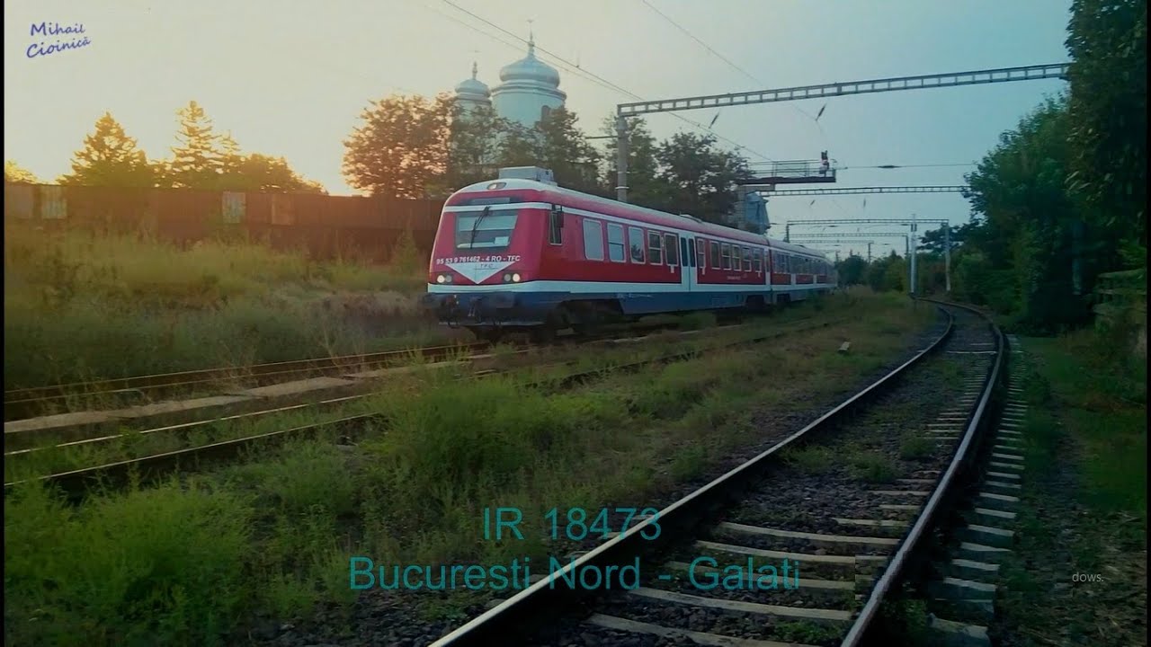 Doua trenuri TFC pe inserat in Galati - YouTube