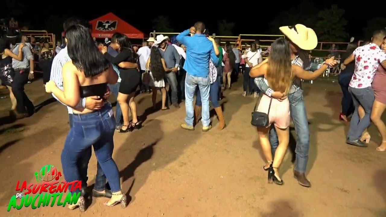 Baile en el rancho - Asi son los bailes en la region calentana. Bonitas ...