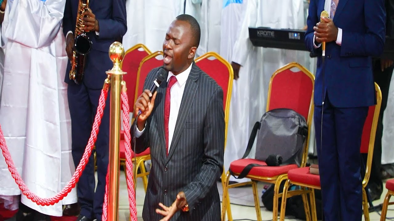 BABA TWAKUABUDU Brother Enock - YouTube