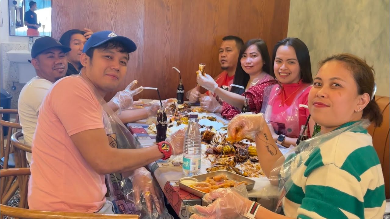 Seafood Mukbang sa Shrimp Rush - YouTube