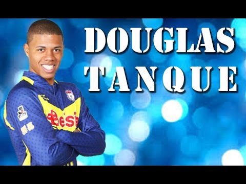 Douglas Tanque - Atacante - YouTube