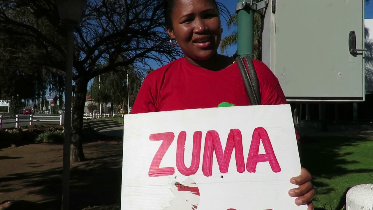 Drie vroue alleen by plakkaat optrede - YouTube