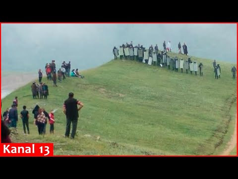 Gədəbəydə polis gözyaşardıcı qazdan İSTİFADƏ EDİR: \