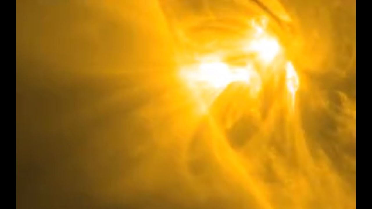 The Sun is Waking UP! Another B class Solar Flare from Solar Cycle 25 ...