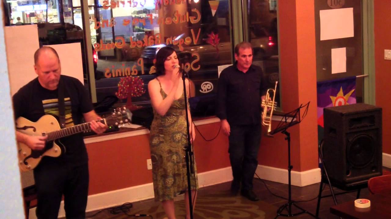 The Willie Wolf Trio at the Dolphin Cafe - Ain't No Sunshine (2nd ...