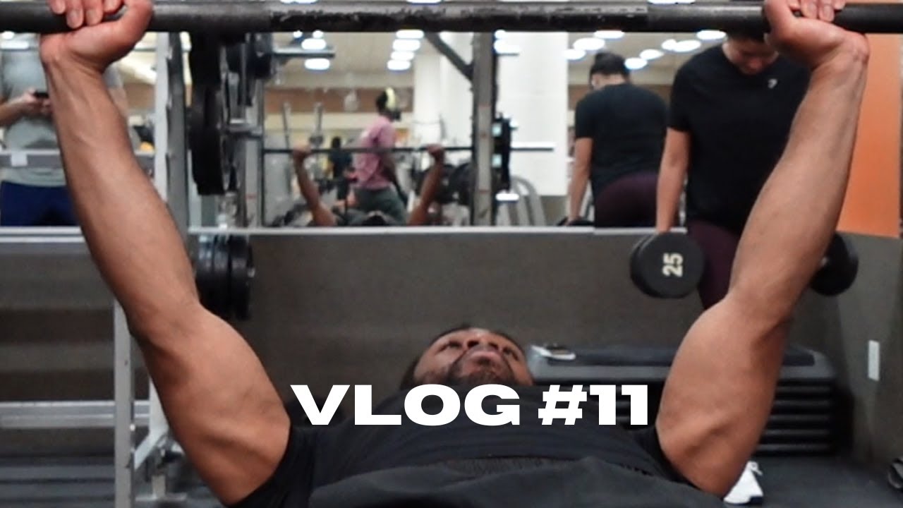 Why The Smith Machine Bench Press Activates Triceps | Triceps Press ...