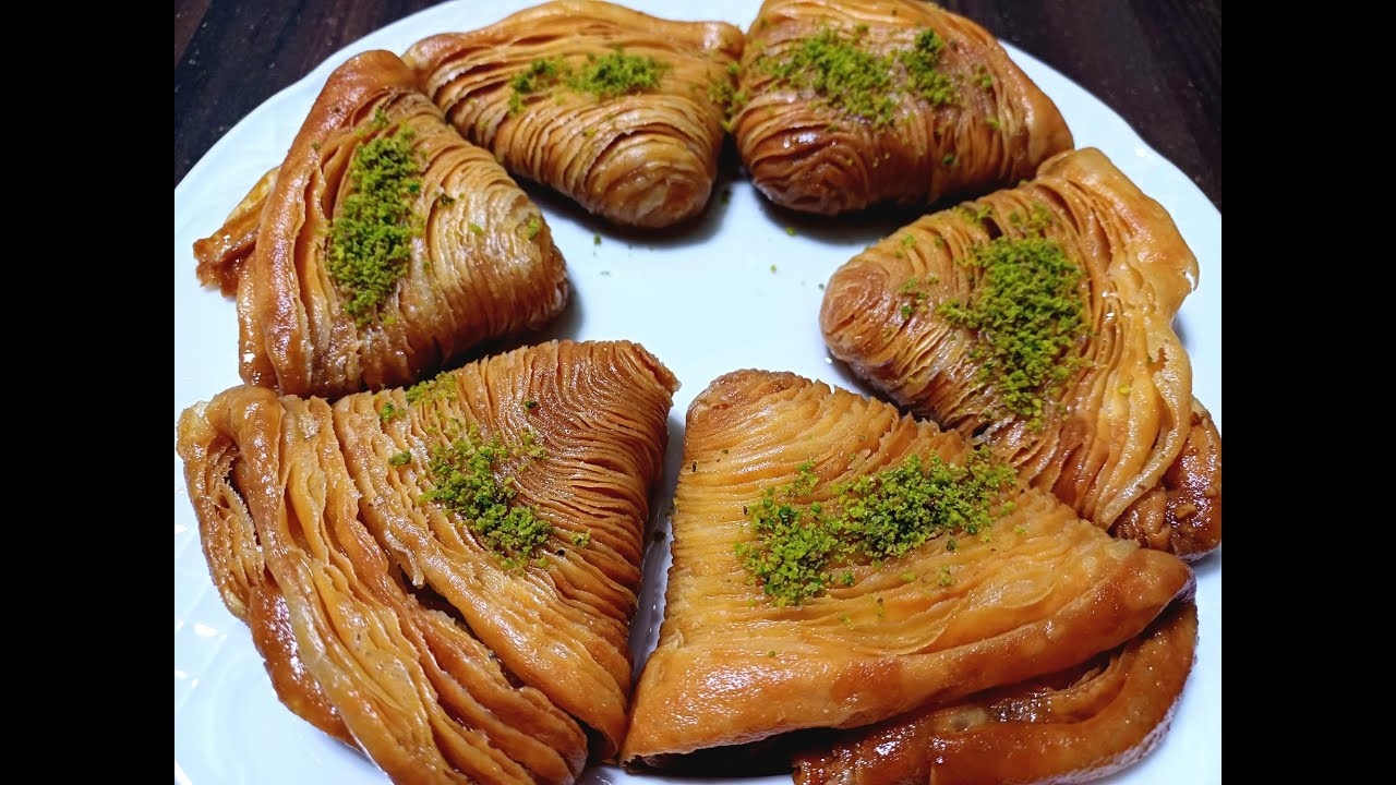MİDYE BAKLAVA TARİFİ HER KATI TEK TEK AYRILAN ÇITIR ÇITIR MİDYE TATLI 💯 ...