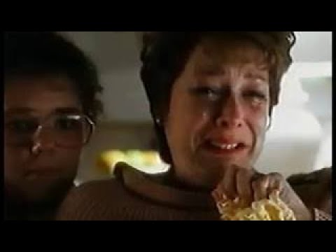 Oxo Family Christmas Advert. (1984) - YouTube