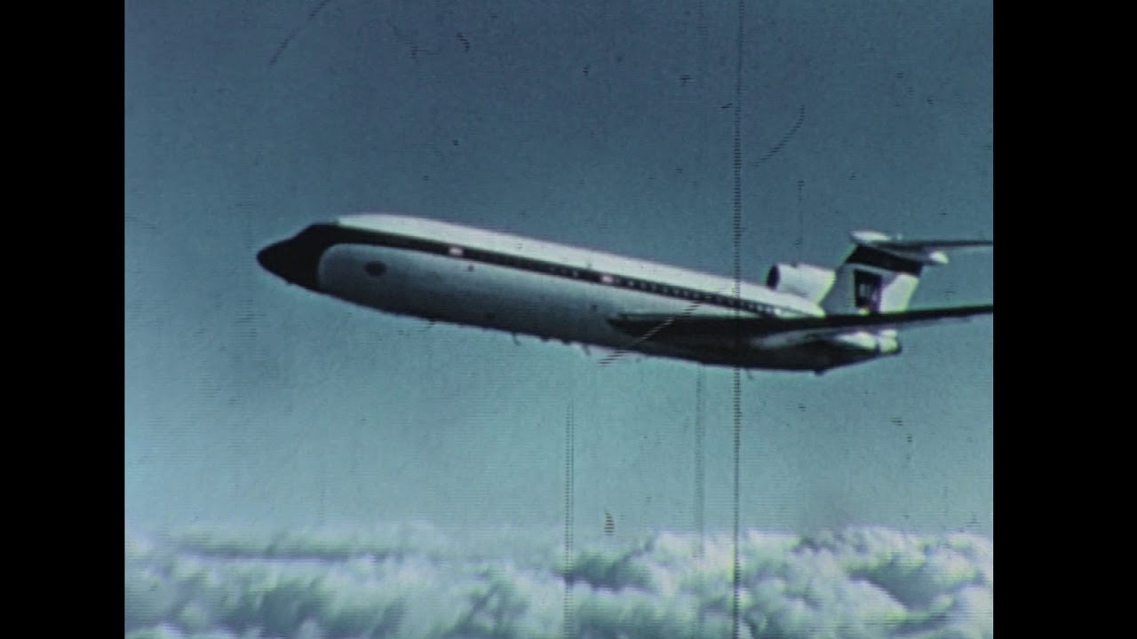BEA Trident 2 in flight 1966 - YouTube