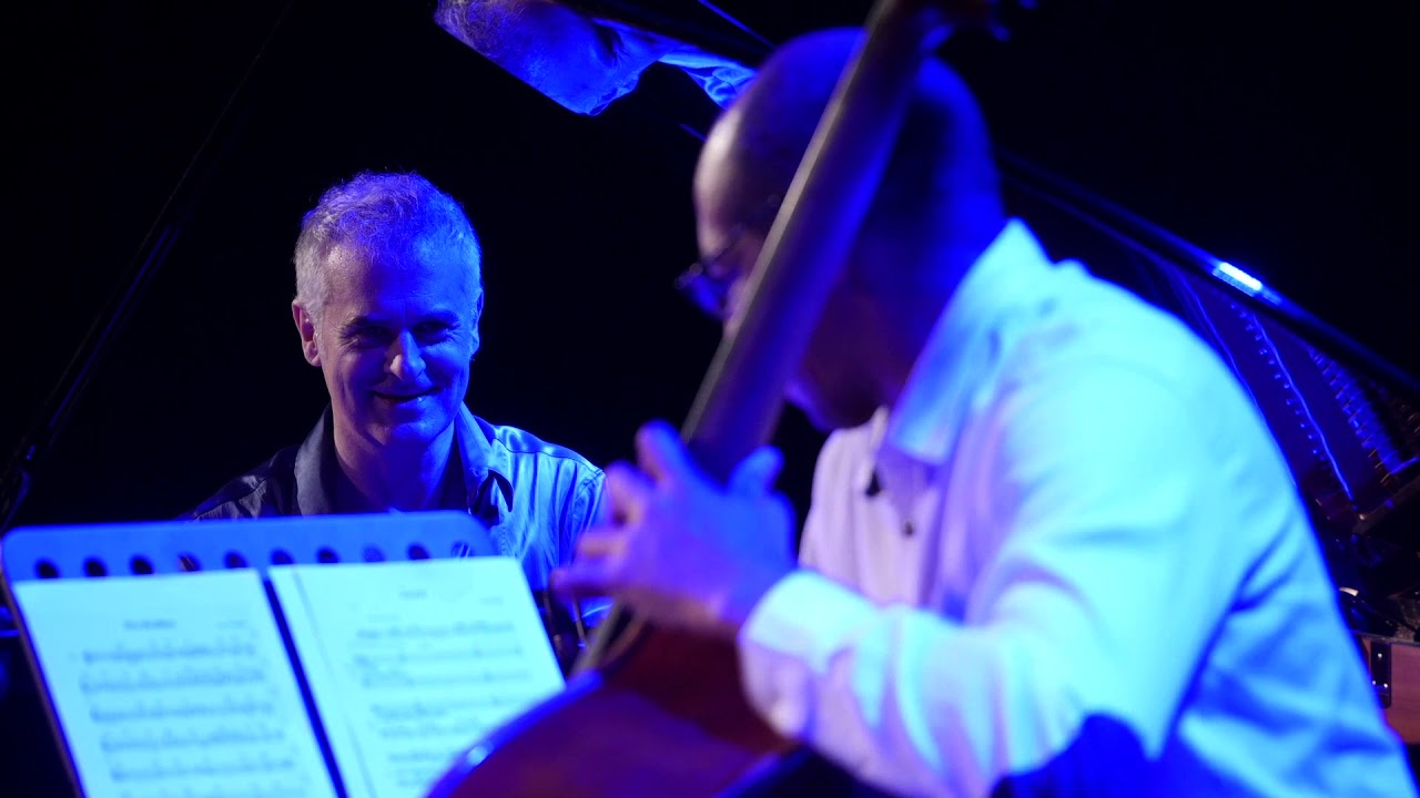 Nico Morelli, Greg Hutchinson, Darryl Hall, Five Brothers (Gerry ...