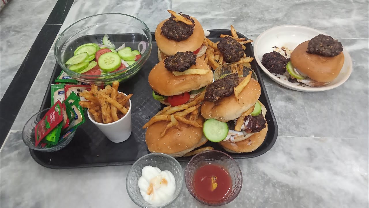 BEEF PETI BURGER||EASY RECIPE||URDU IN HINDI||BY @kitchenwithanosha4506 ...