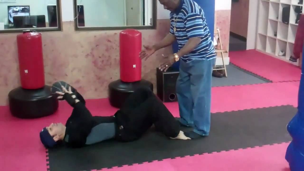 BMA PRESENTS DENNIS BUZZ BUZIS TRAINING 2010 - YouTube