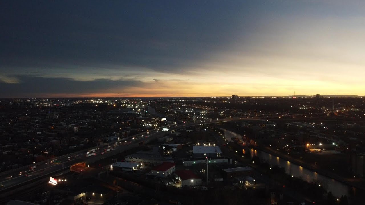 Montreal: total eclipse of the Sun from a drone - YouTube