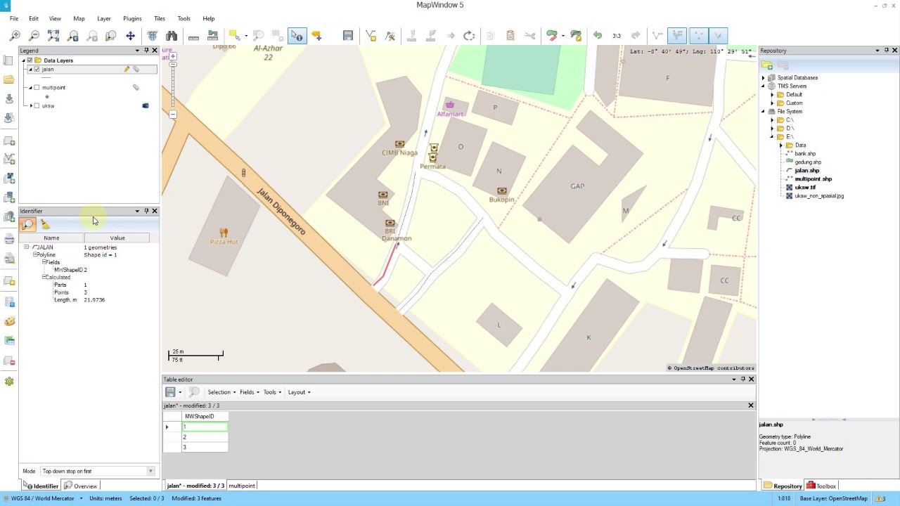 MapWindow Split Shape by Polyline - YouTube