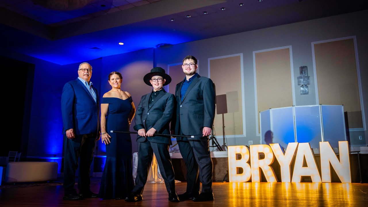 2021 11 20 Bryan Zelitt's Bar Mitzvah at Temple Beth Emet - YouTube