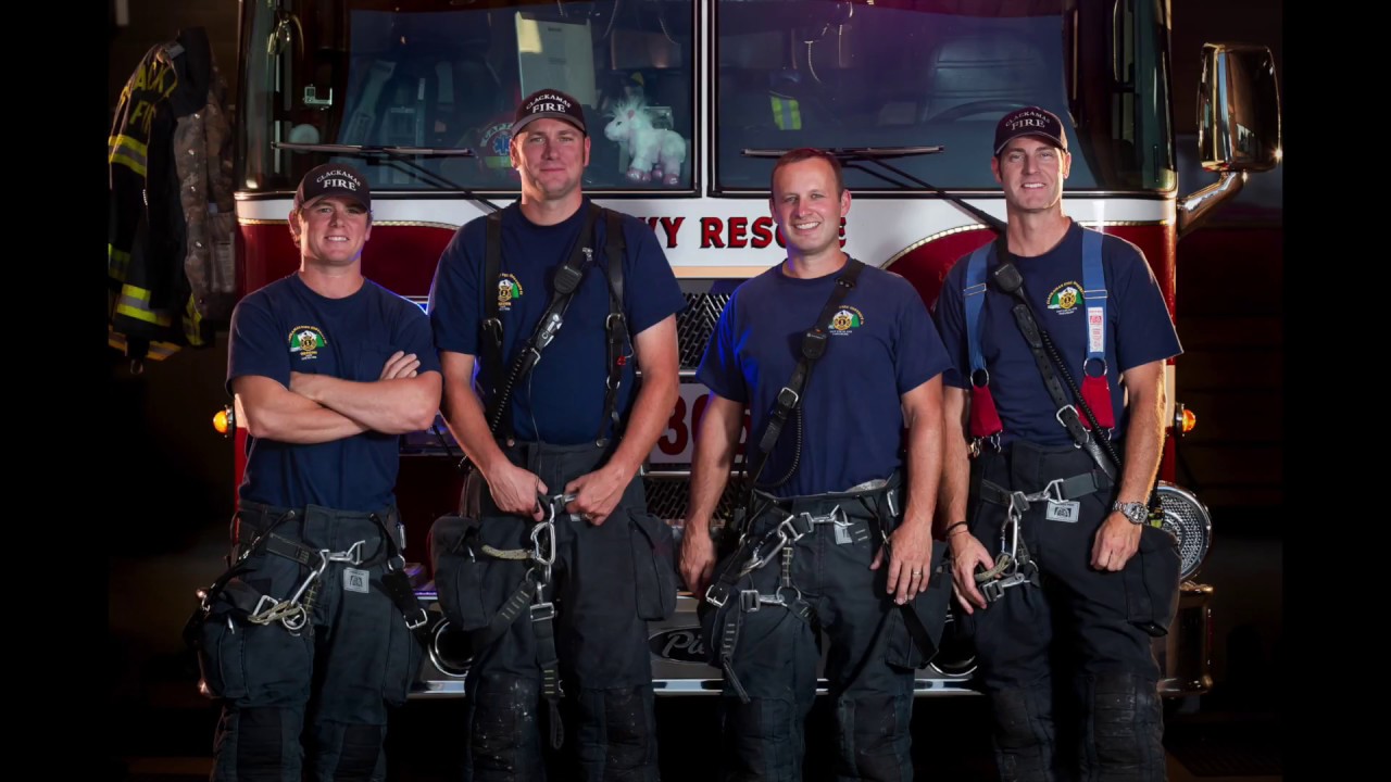 Clackamas Fire's Heavy Rescue 305 - YouTube
