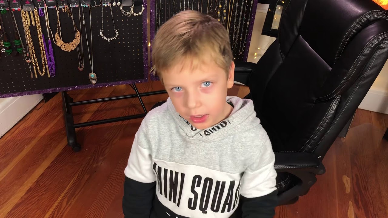 Nathan try to be a YouTuber - YouTube