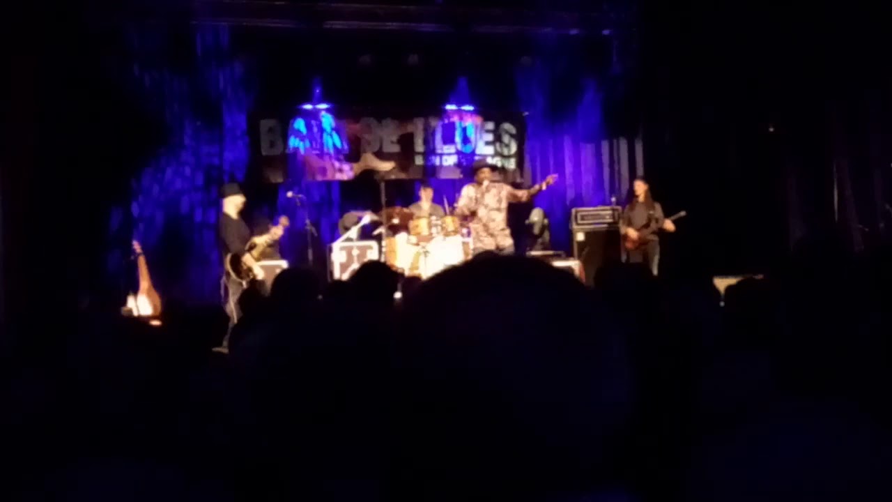 Randolph Matthews / Afro Blues Project @ Bain de blues 2018 - YouTube