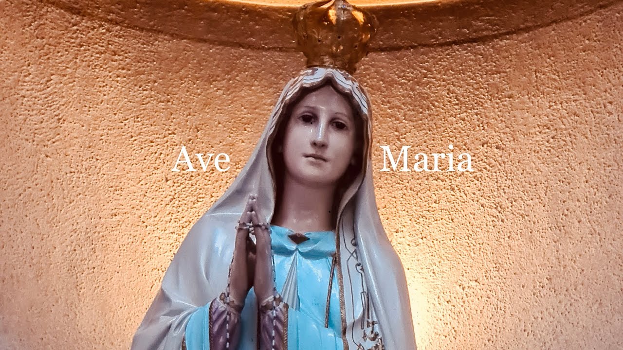 🎼Ave Maria🎼 (English version, lyrics in description) - YouTube
