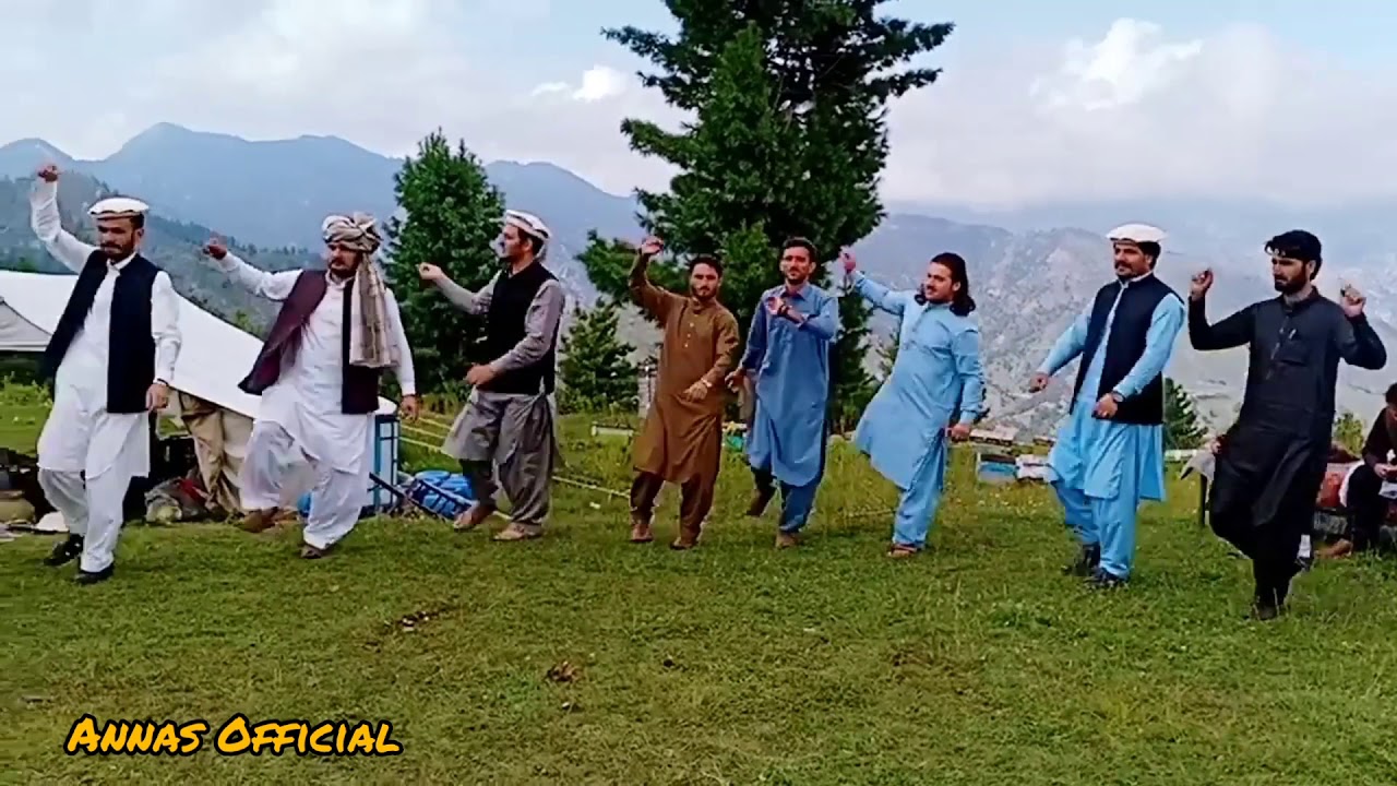 Waziristan Culture |Attan| Pashtuns Dance♥️♥️ - YouTube