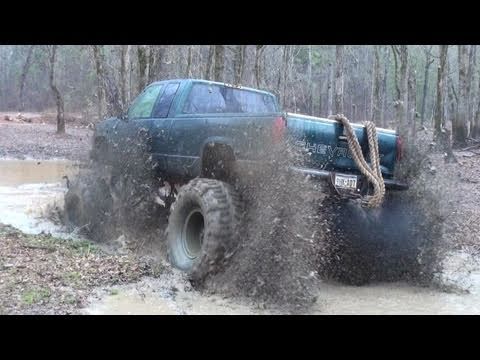 BIG BLOCK CHEVY on 54" BOGGERS BREAKS REAR END - FIRST HOLE RIVER RUN ...