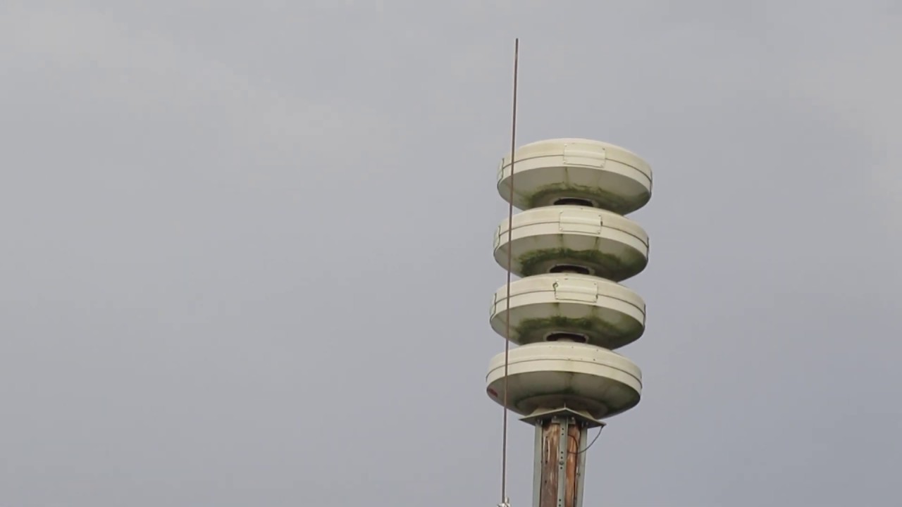 Federal Signal Modulator 3012 Siren In Manasquan, NJ - YouTube