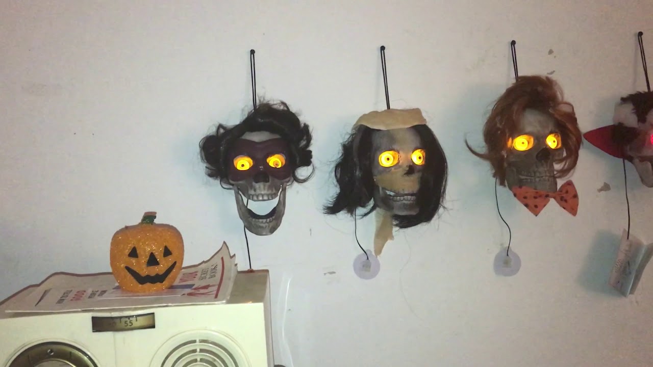 CHATTERING SKULLS - YouTube