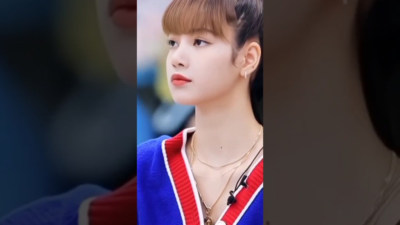 Lisa como profesora 💙 ️ #blackpink #trainee - YouTube