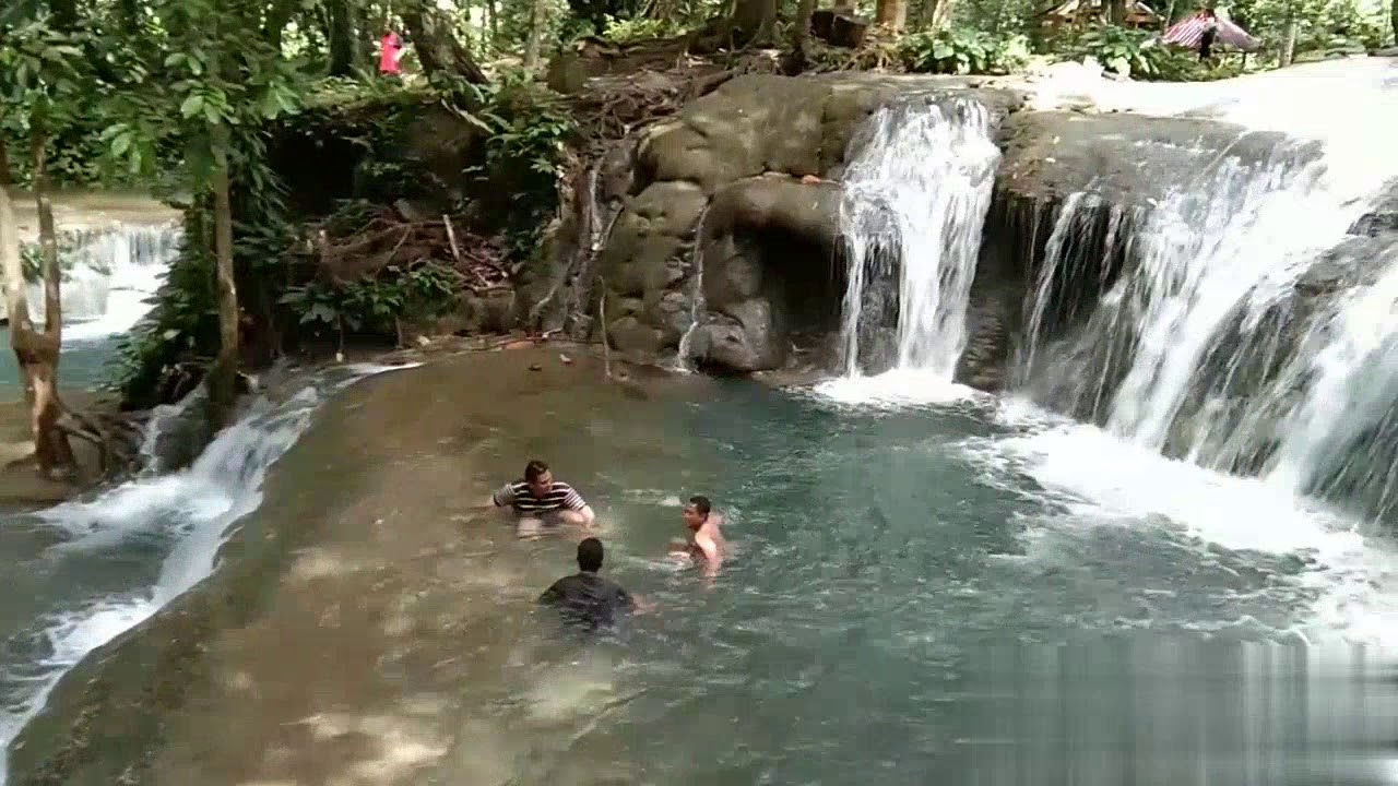 Objek Wisata di Luwuk || Permandian Air Terjun Salodik - YouTube