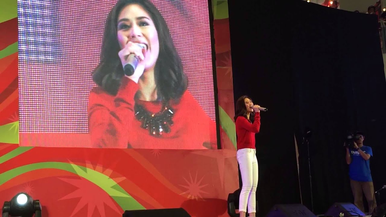 Sarah Geronimo sings The Christmas Song - YouTube