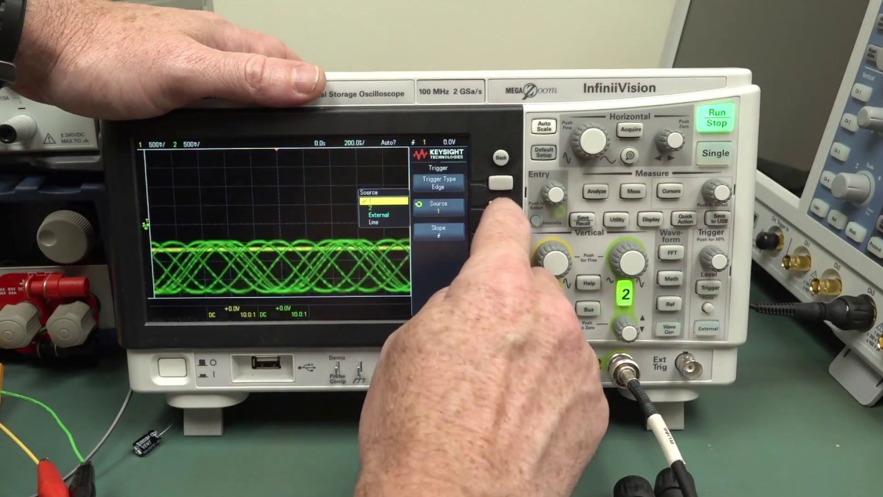 My Keysight 1000X Oscilloscope FAILED :-( - YouTube
