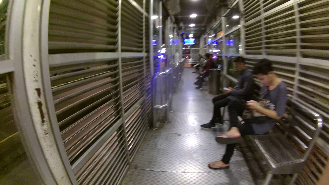 Halte Transjakarta Busway Grogol Koridor 9 Untuk Tujuan Pinang Ranti ...