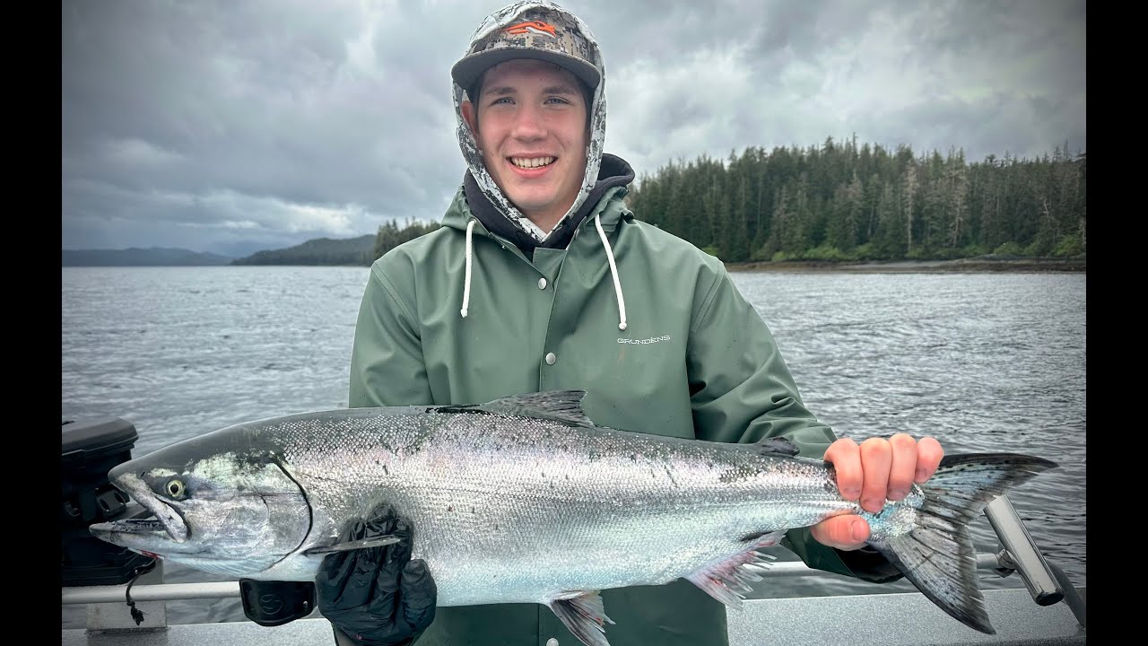 Trolling for KING SALMON in ALASKA!! - YouTube